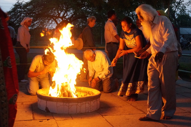 Dhuni – The Fire That Will Consume Your Attachments – A New Life Wandering